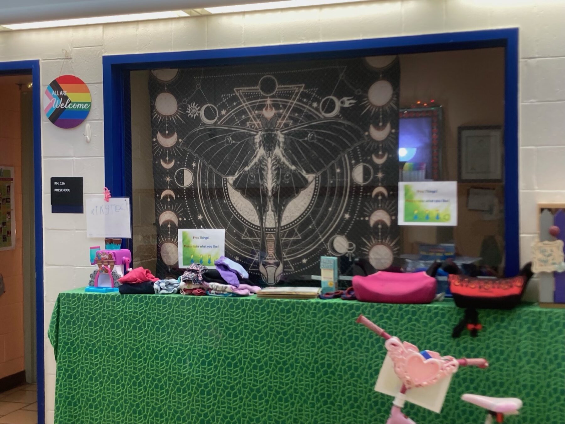 Spellbinding Wiccan art is new feature at Anchorage public preschool ...