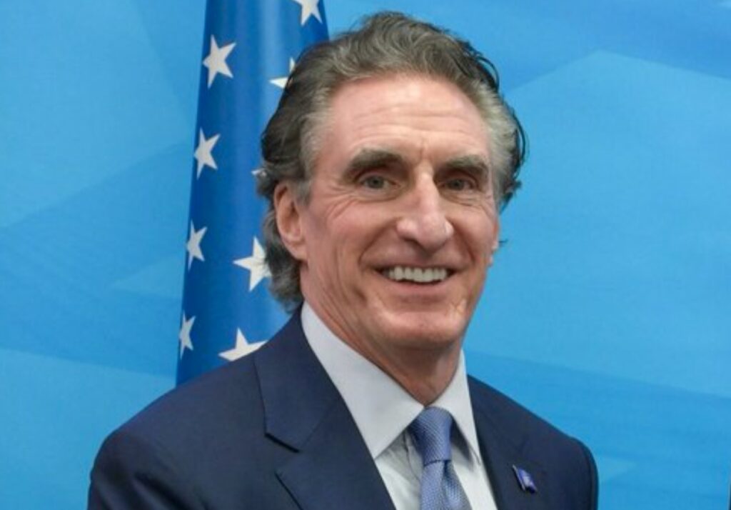 Two-for-one: Trump also names Gov. Doug Burgum to head up a new energy ...